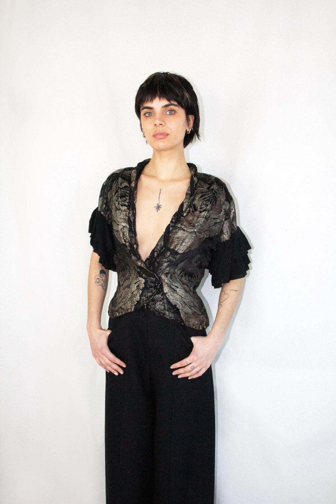 1920s Floral Lame Metallic Art Deco Silk Jacket With Ruffled Short ...
