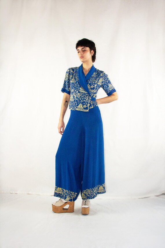1930s antique cobalt blue & ivory embroidered silk py… - Gem