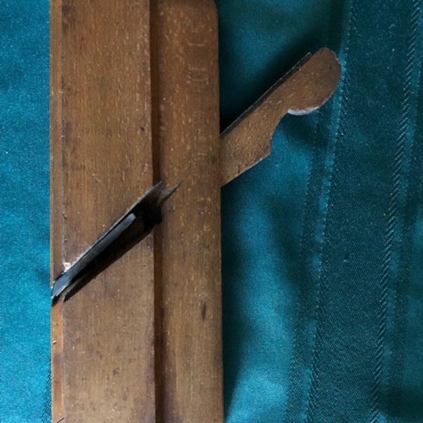 Antique Molding - Etsy