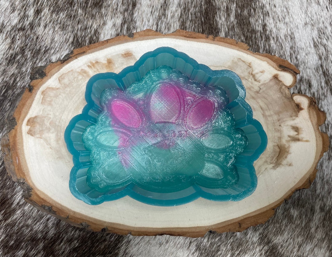 Roam Free Buffalo With Squash Blossom Silicone Mold for Freshies, Soap ...