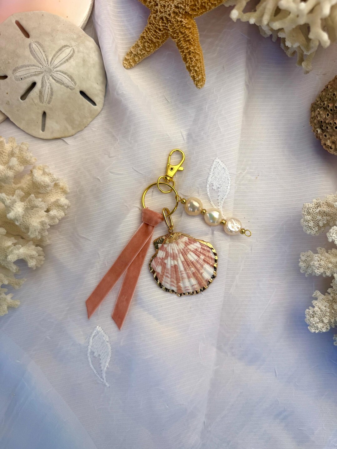 Pearl Shell Keychain With Velvet Ribbon, Gold Coastal Keychain, Real ...