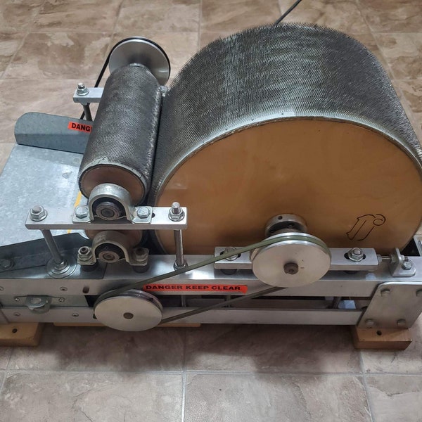 Pat Green Carder - Etsy