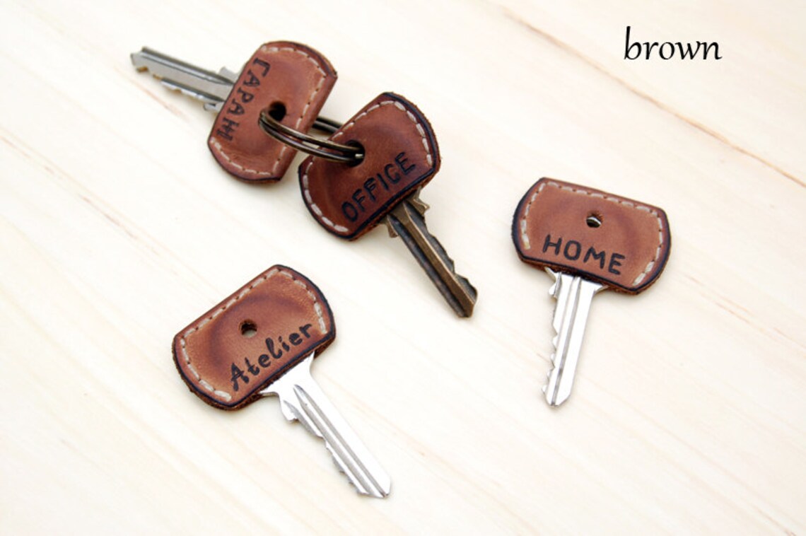 Personalized Set of FIVE Leather Key Cover key Topper key | Etsy