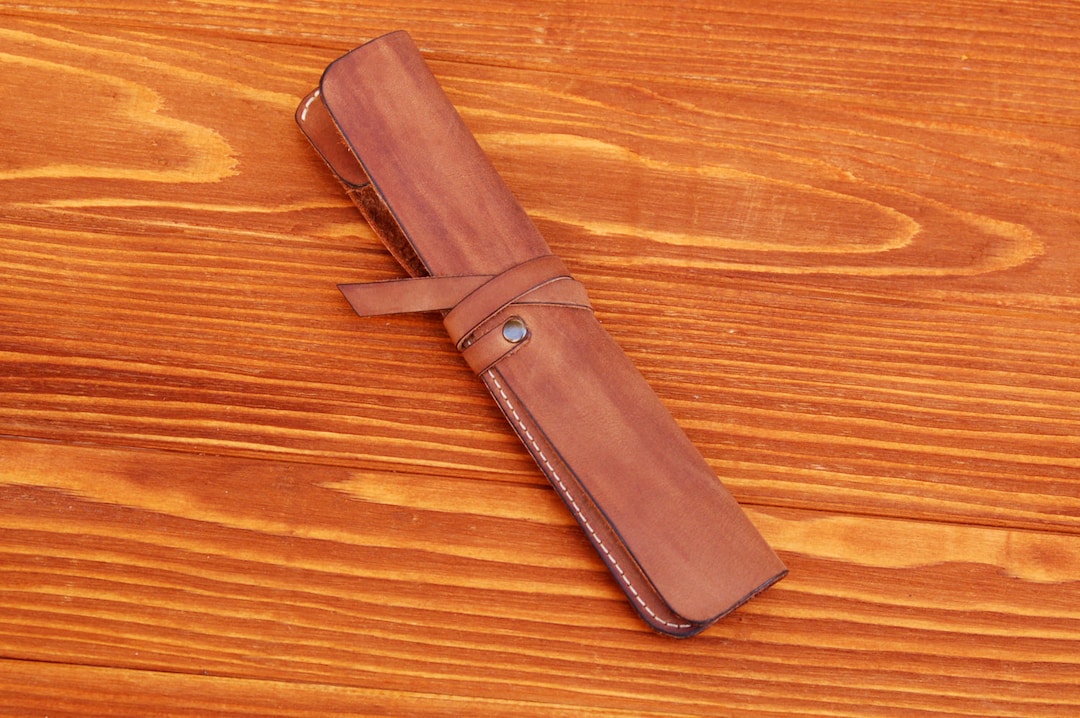 Personalized Leather Pipe Cleaner Pouch and Gift - Leather Pipe Stands ...