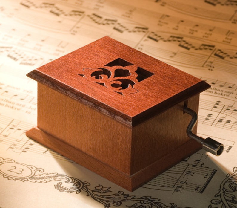 Personalizable Teacher Gift Hand-powered Music Box Wooden - Etsy