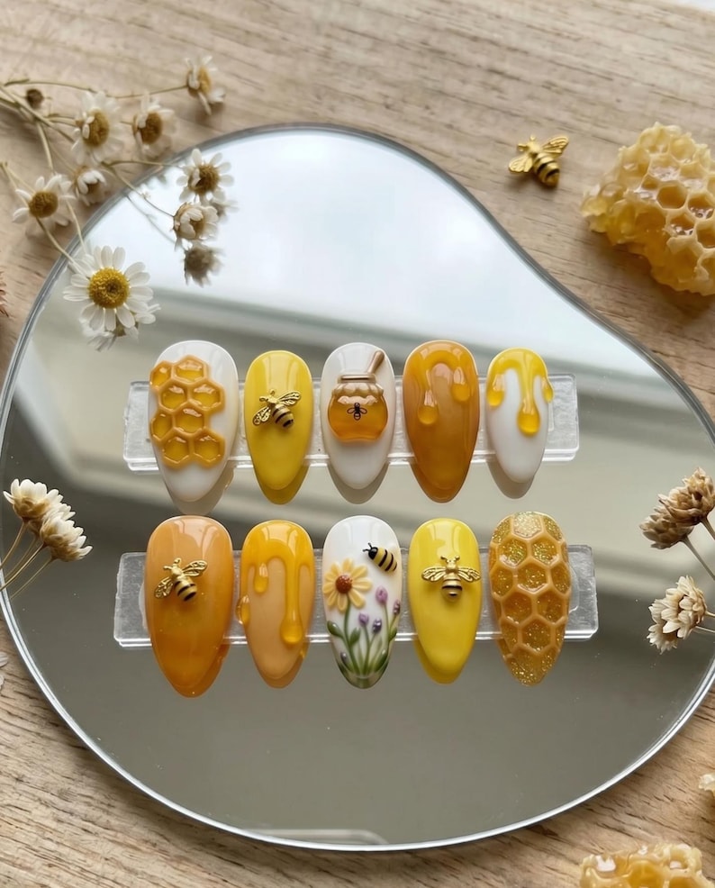 3D Honeycomb Bee Press on Nails | Honey Drip Yellow Set - Etsy