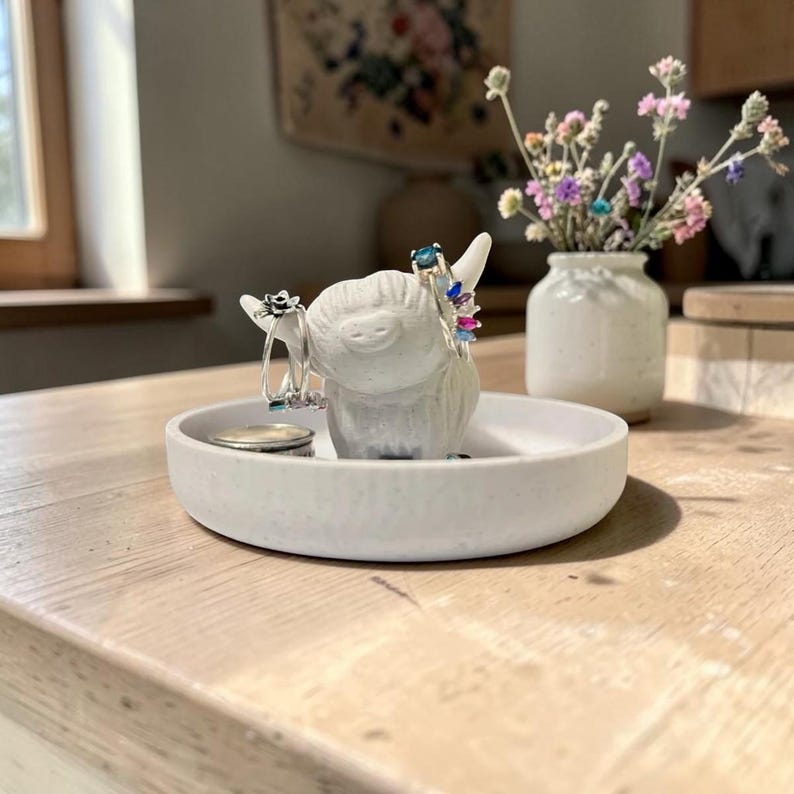 Highland Cow Ring Holder, Jewelry Dish, Farmhouse Animal Decor, Cow ...