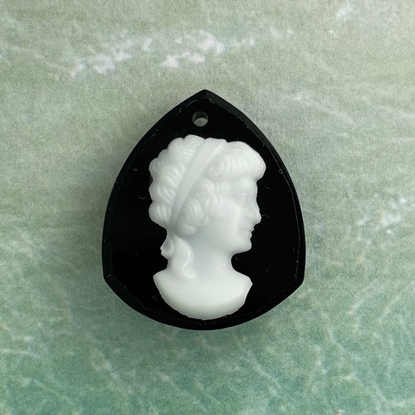 German Glass Cameo - Etsy