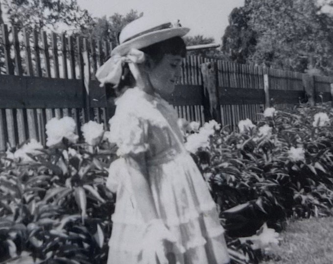 Original Vintage Photograph | the Garden Girl - Etsy