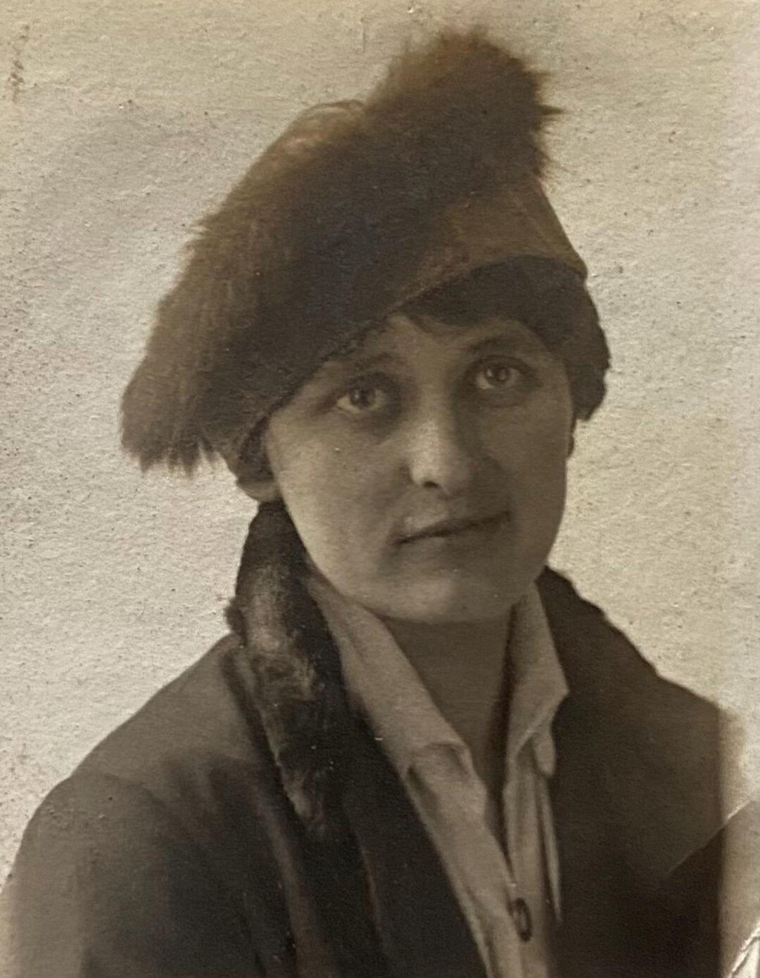 Original Antique Portrait Photograph | Daphne - Etsy