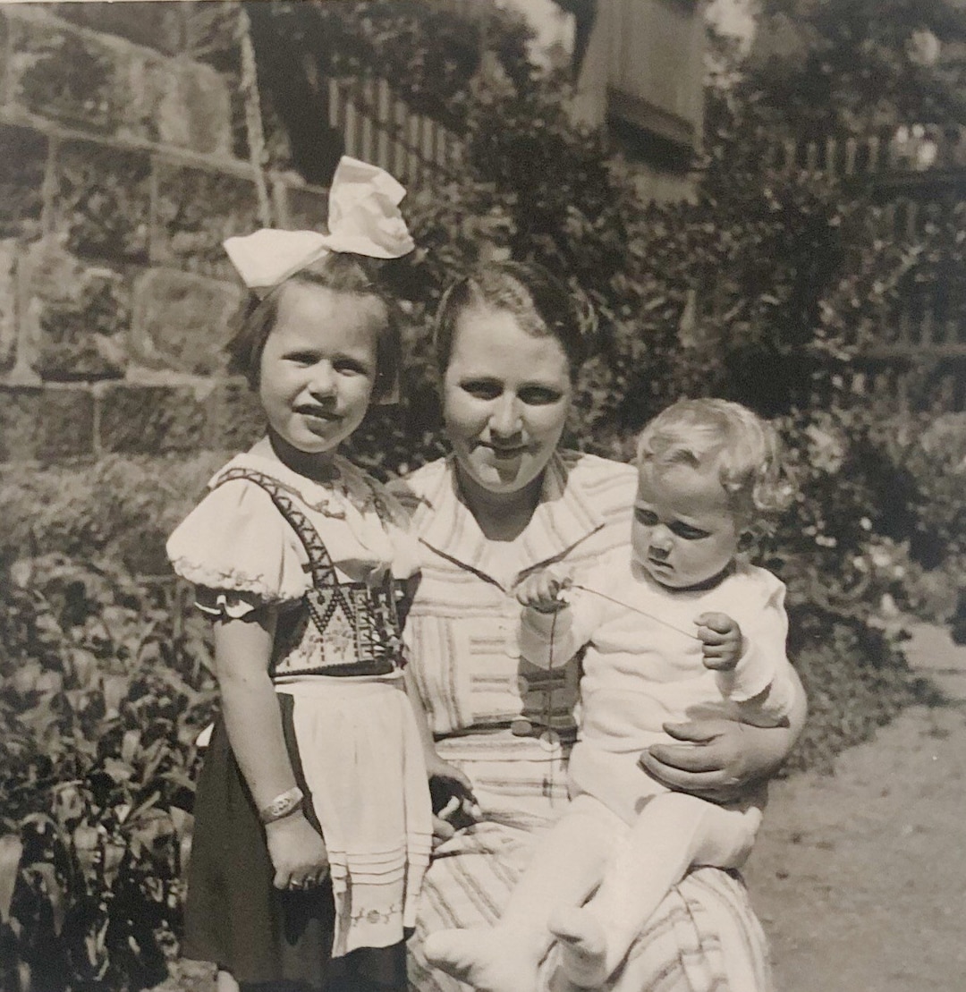 Original Vintage Photograph | Alice & Mae - Etsy