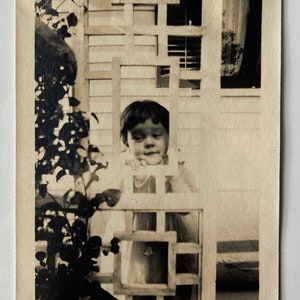 Original Antique Photograph | the Peeker - Etsy