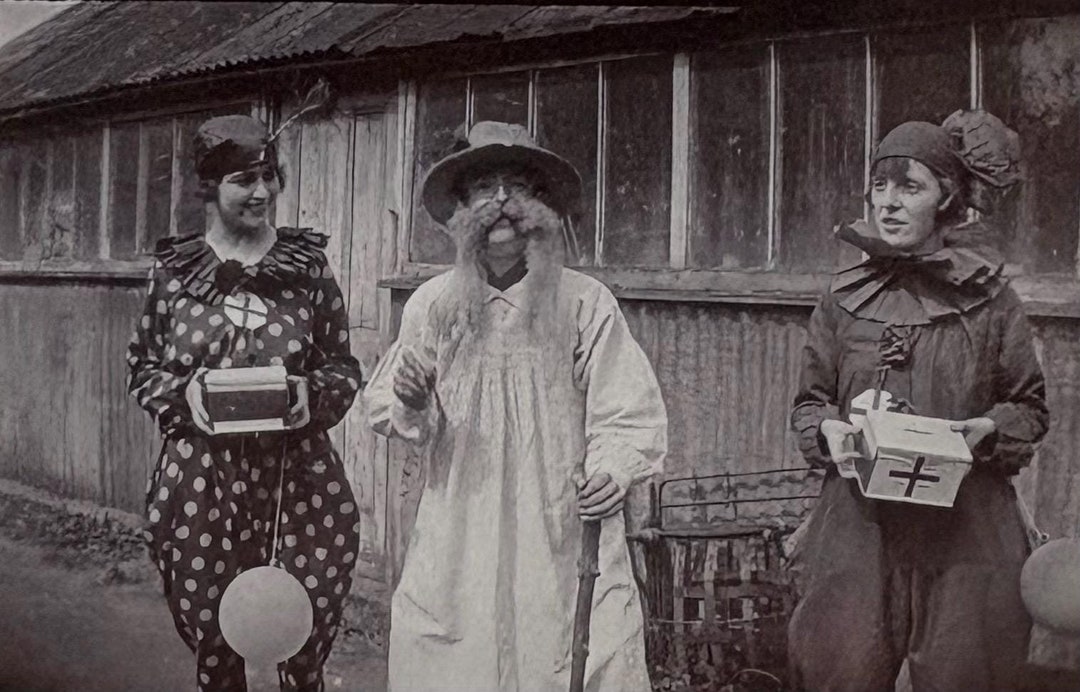 Original Antique Photograph | the Funny Baloney - Etsy
