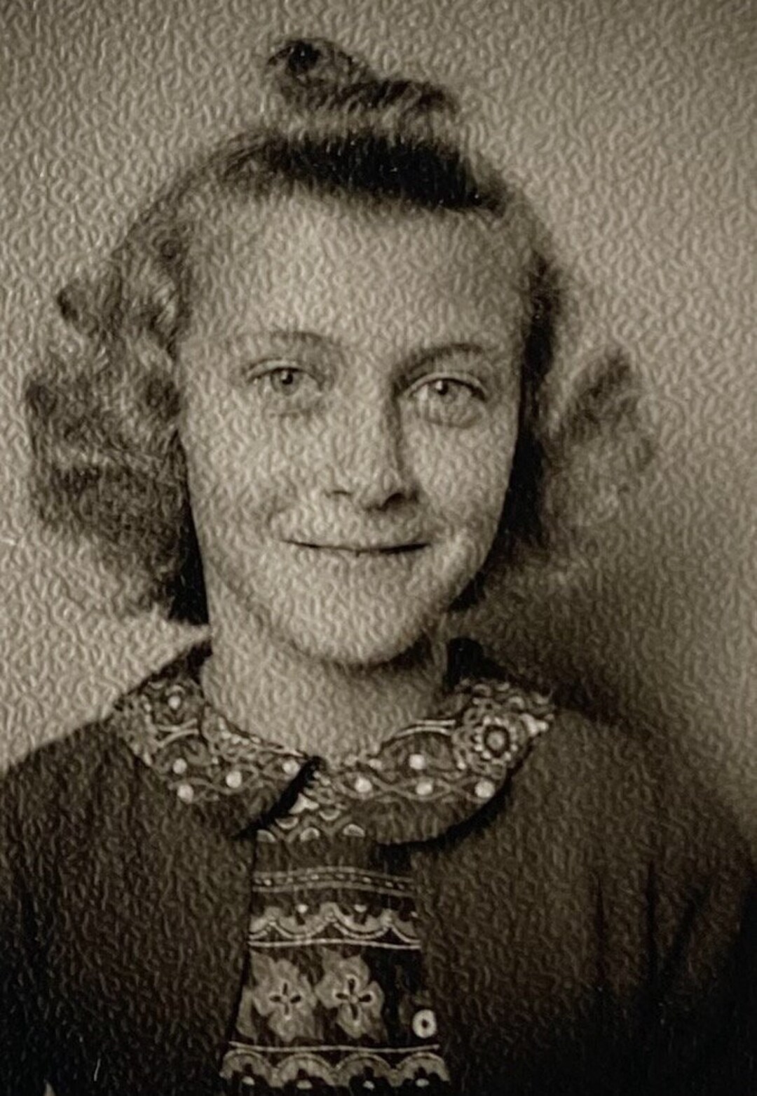 Original Vintage Portrait Photograph | Polly | 1940 - Etsy