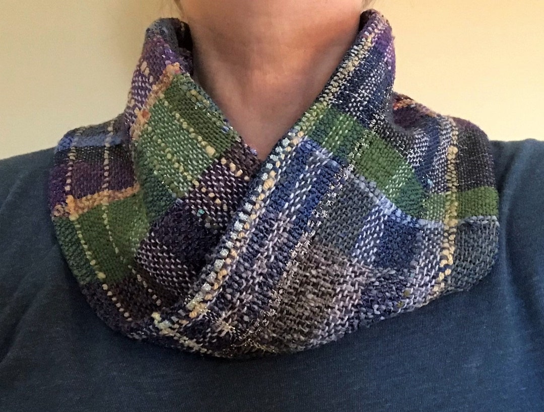 Handwoven Mobius Scarf – Infinity Scarf – Cowl – Saori Weaving - Etsy