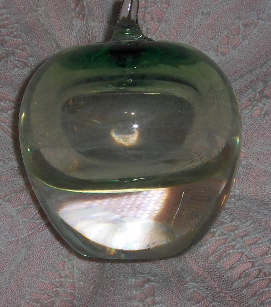 Vtg Art Glass Pear Fruit Paperweight Green Ahus Studio Sweden ...