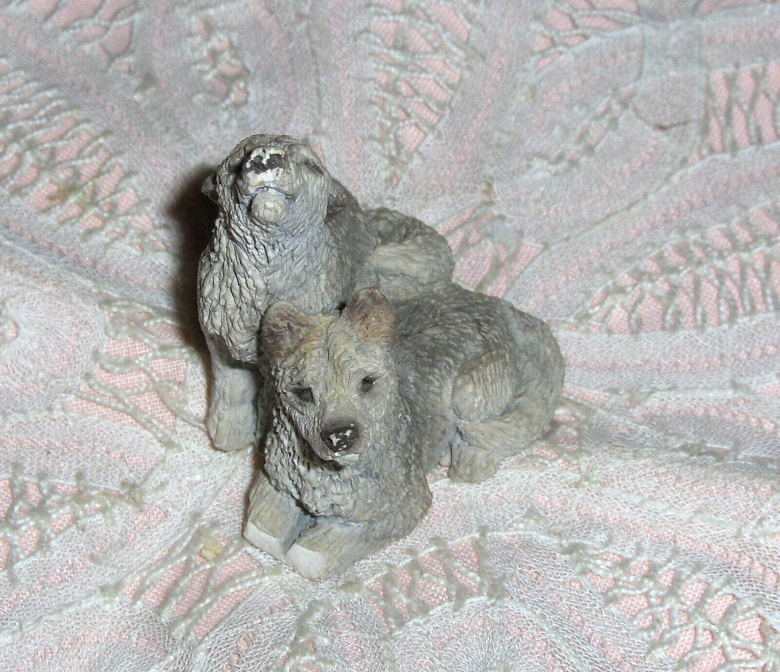 Vintage Stone Critter Wolf Figurine Miniature Two Attached Howling ...