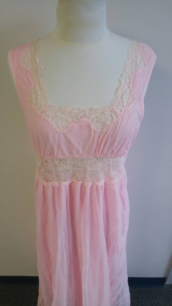 Vintage Lingerie, 1960's Vintage Nightie, Light Pink … - Gem
