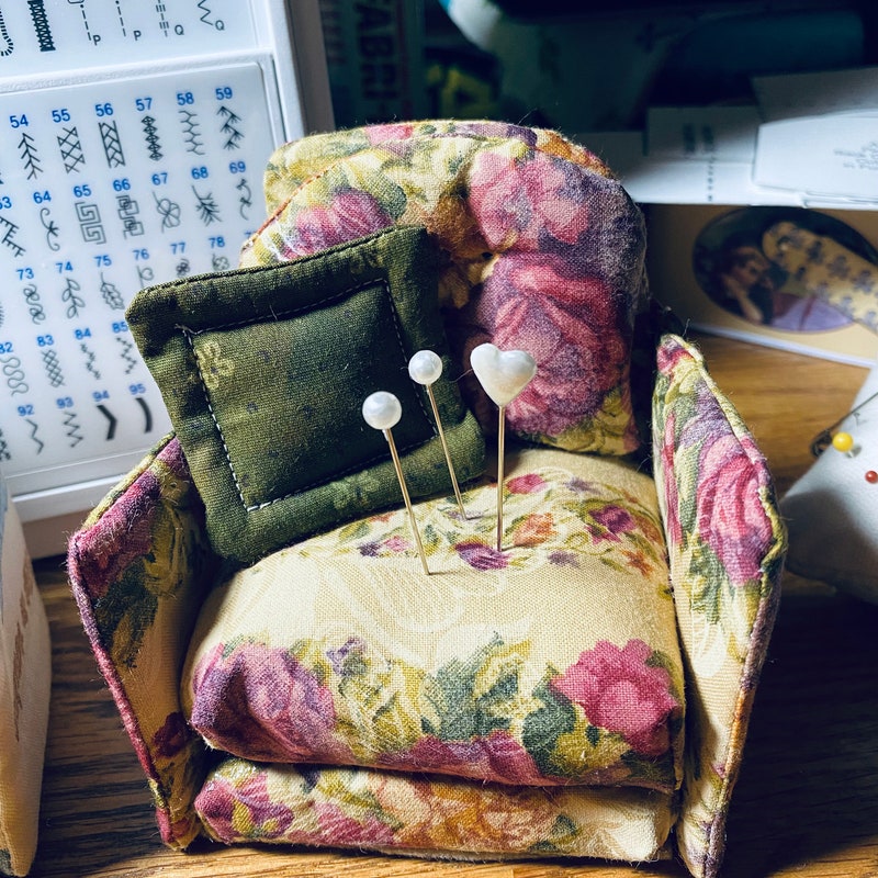 Needle Pin Cushion - Etsy