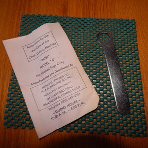 BLISS CUTTER Harry M. Fraser Portable Strip Slitter for Primitive Rug ...