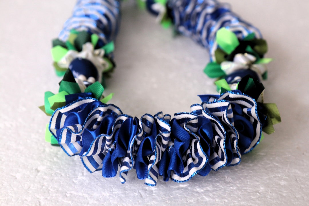 Royal Blue and White Stripes With Painted Blue Kukui Nuts - Etsy