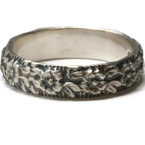 Tsavorite Ring Flower Chain Vintage Silver - Tiny 3mm - Etsy