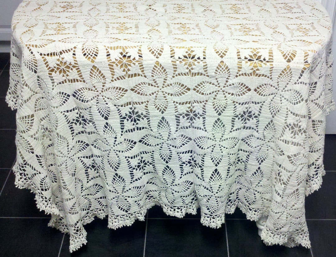 Table Cloth, Table Cover in Crochet, Cotton Table Cloth, Fine Crochet ...