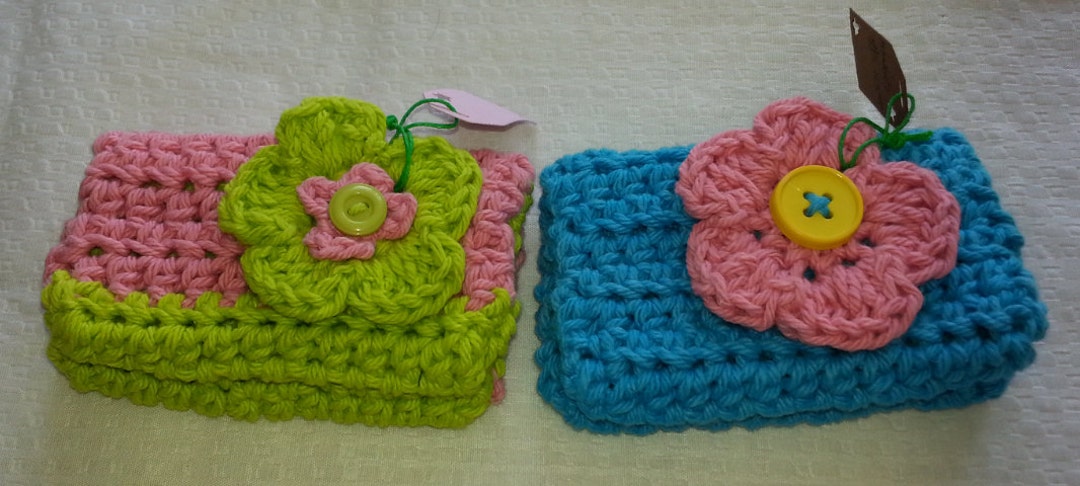 Card Wallet in Crochet With Flower - Etsy