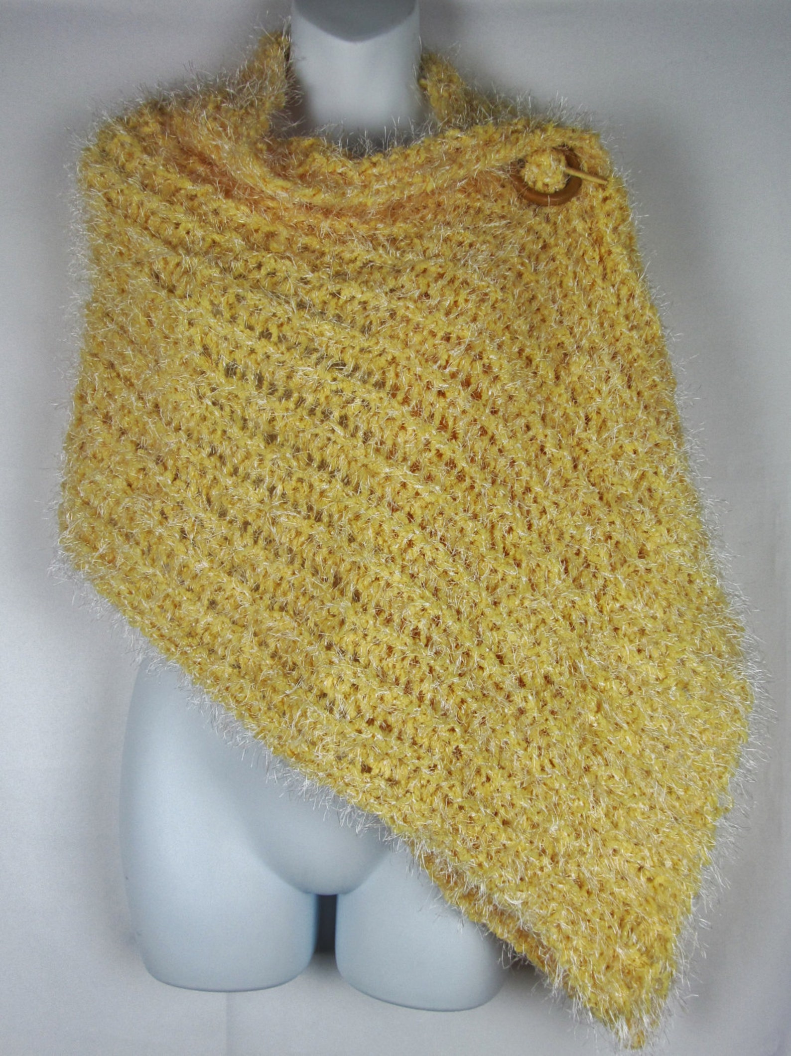 Shawl in Loom knit stitch with or without tassels knit shawl | Etsy