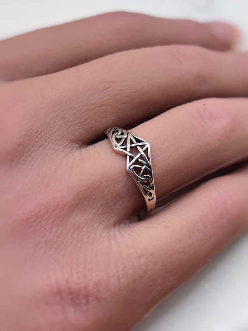 Sterling Silver Celtic Star Ring, Woven Knot Band, Minimalist Eternity ...
