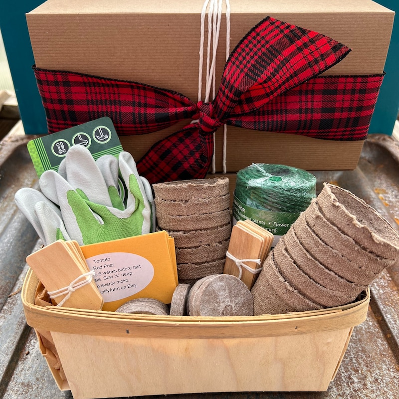 Gardening Gift - 60+ Gift Ideas for 2025