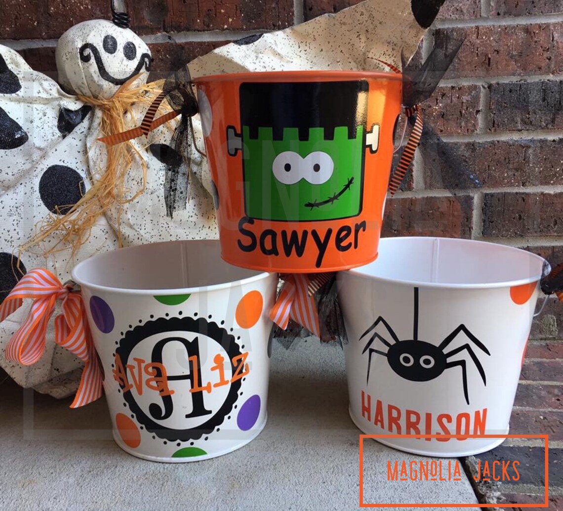 Custom Halloween Trick or Treat Candy Bucket - Etsy