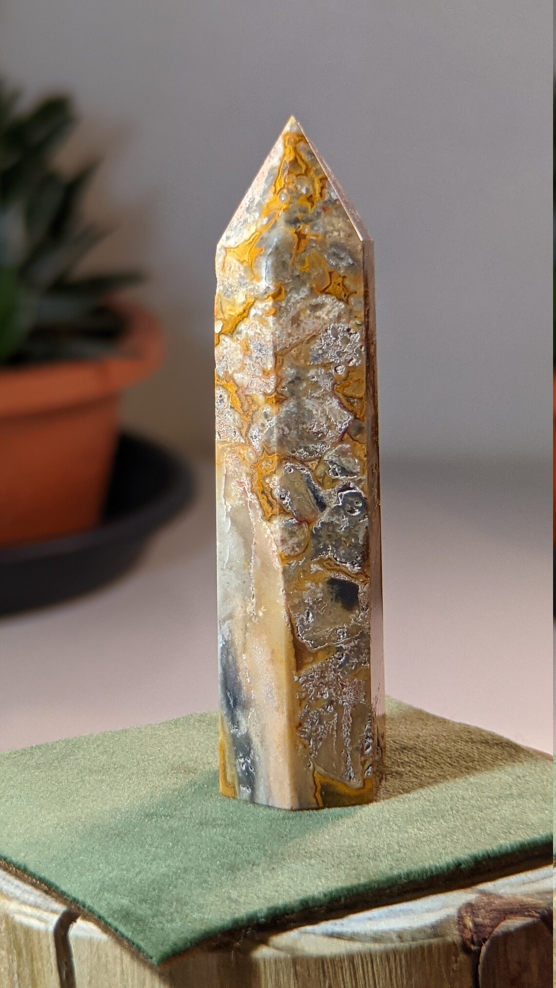Laguna Crazy Lace Tan and Cream Agate Tower Point Obelisk - Etsy