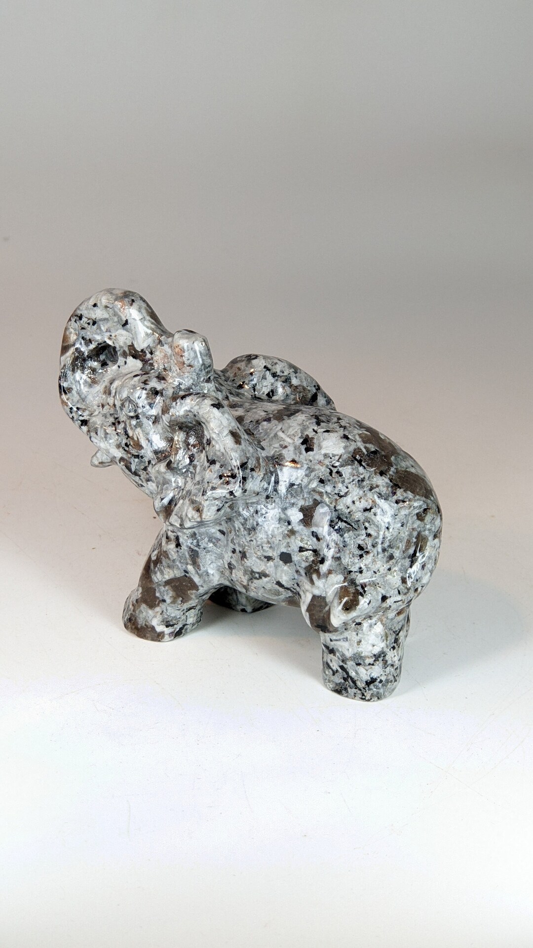 Syenite Rock Rich With Fluorescent Sodalite Stone Carved Elephant ...