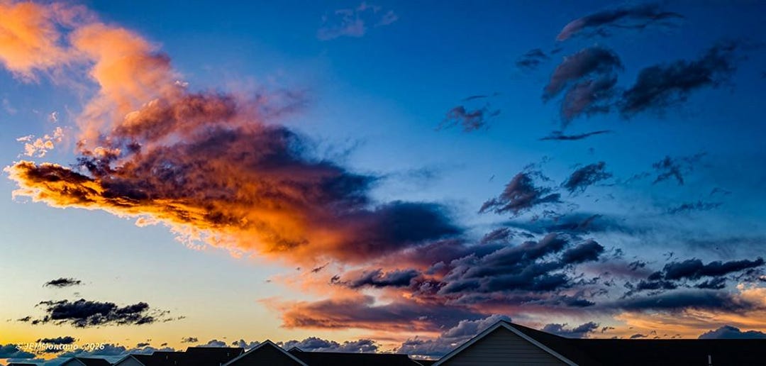 Dramatic Montana Sunset Sky – Vibrant Cloudscape High-resolution ...