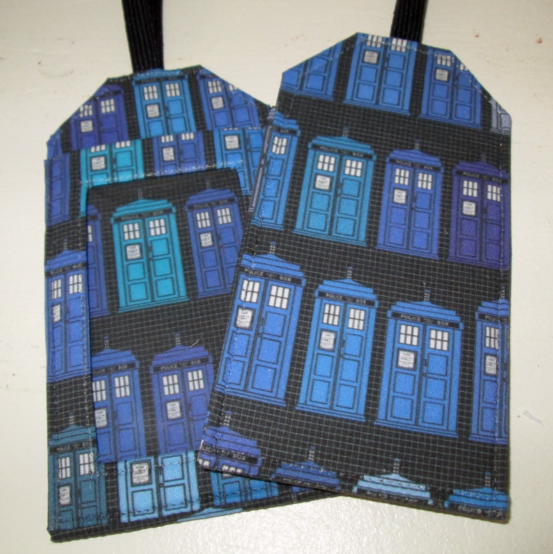 Dr Who Tardis Passport Cover 2 Interior Pockets, Fabric With Vinyl ...