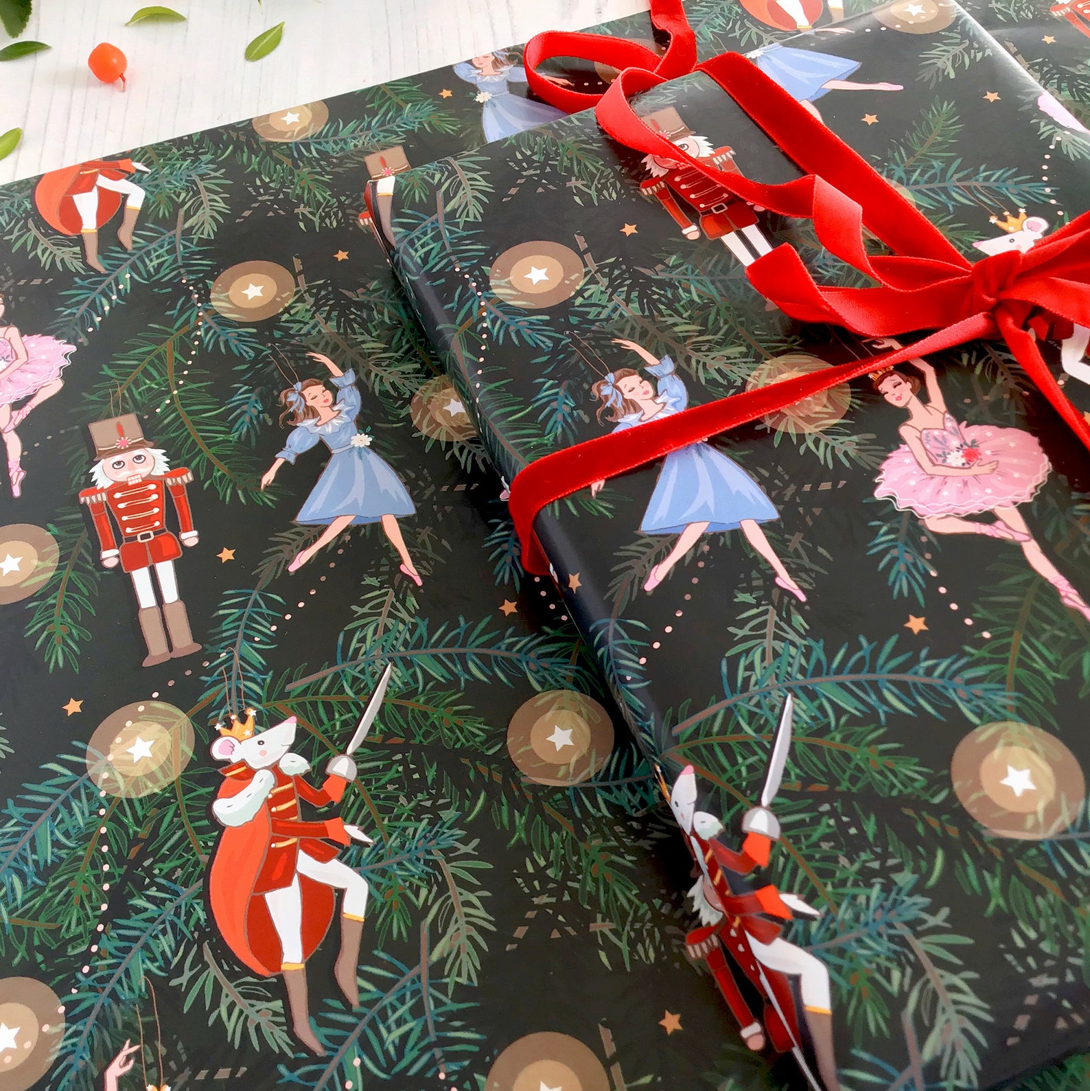 Nutcracker Wrapping Paper With Tag, Christmas Tree Decoration Festive ...