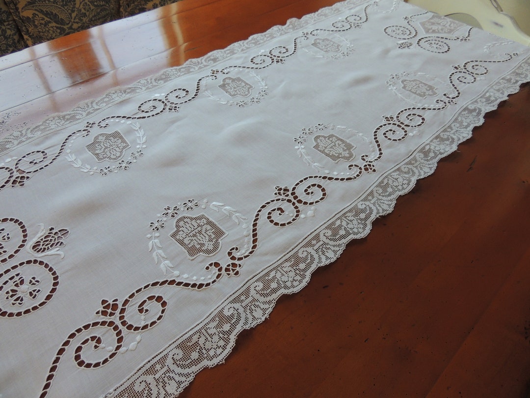 LACE & COTTON RUNNER Vintage White Table Runner 18 by - Etsy