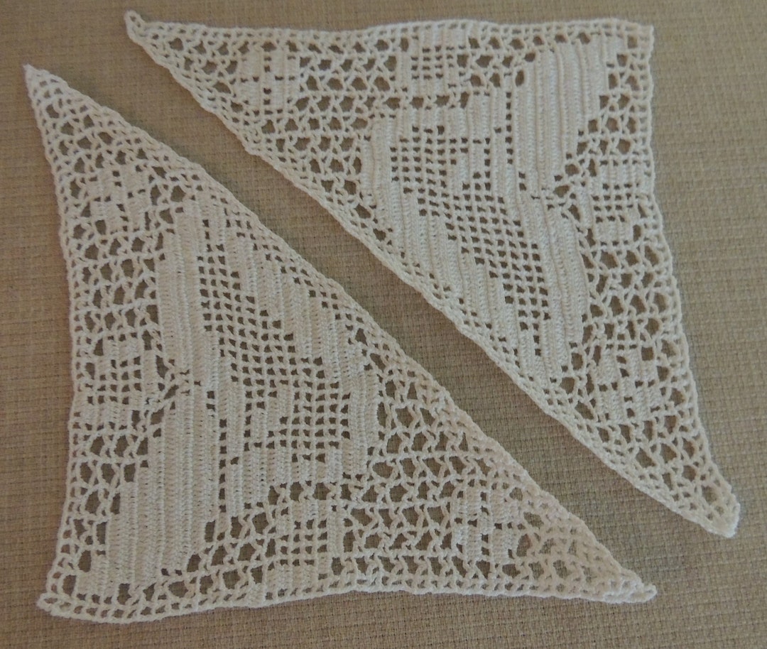 4 FILET LACE CORNERS Four Vintage Filet Lace Pieces 4" by 8" Just ...