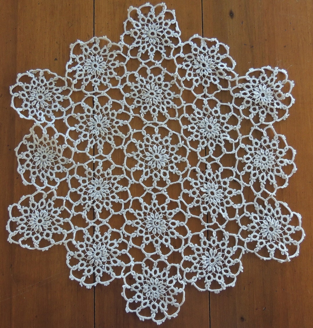 VINTAGE TATTED DOILY Ecru Doily Roundish 12.5" by 15" Size Beautiful ...