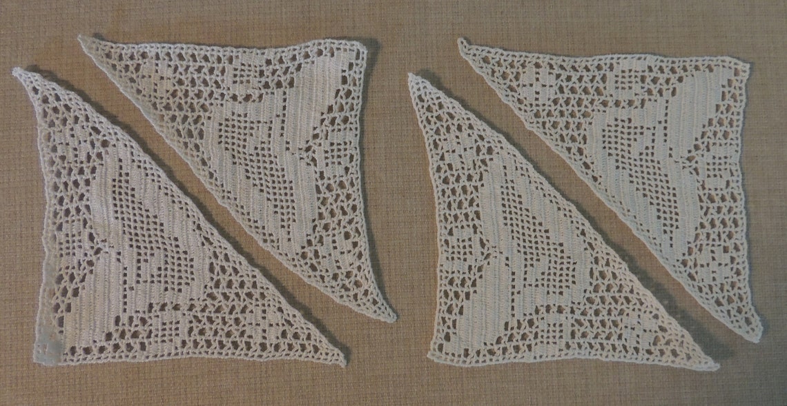 4 FILET LACE CORNERS Four Vintage Filet Lace Pieces 4 by | Etsy