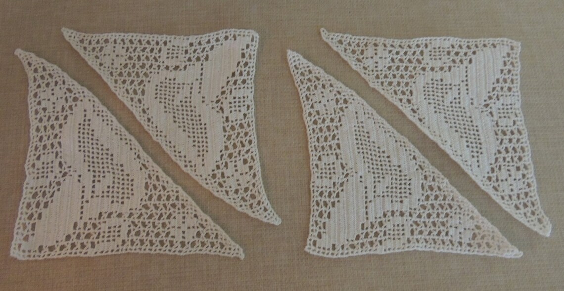 4 FILET LACE CORNERS Four Vintage Filet Lace Pieces 4 by | Etsy