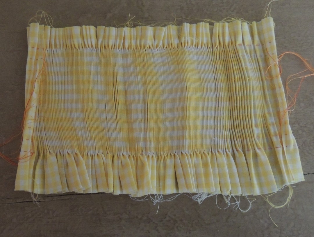 YELLOW GINGHAM SMOCKING Insert Vintage Pleated Panel Ready for Your ...