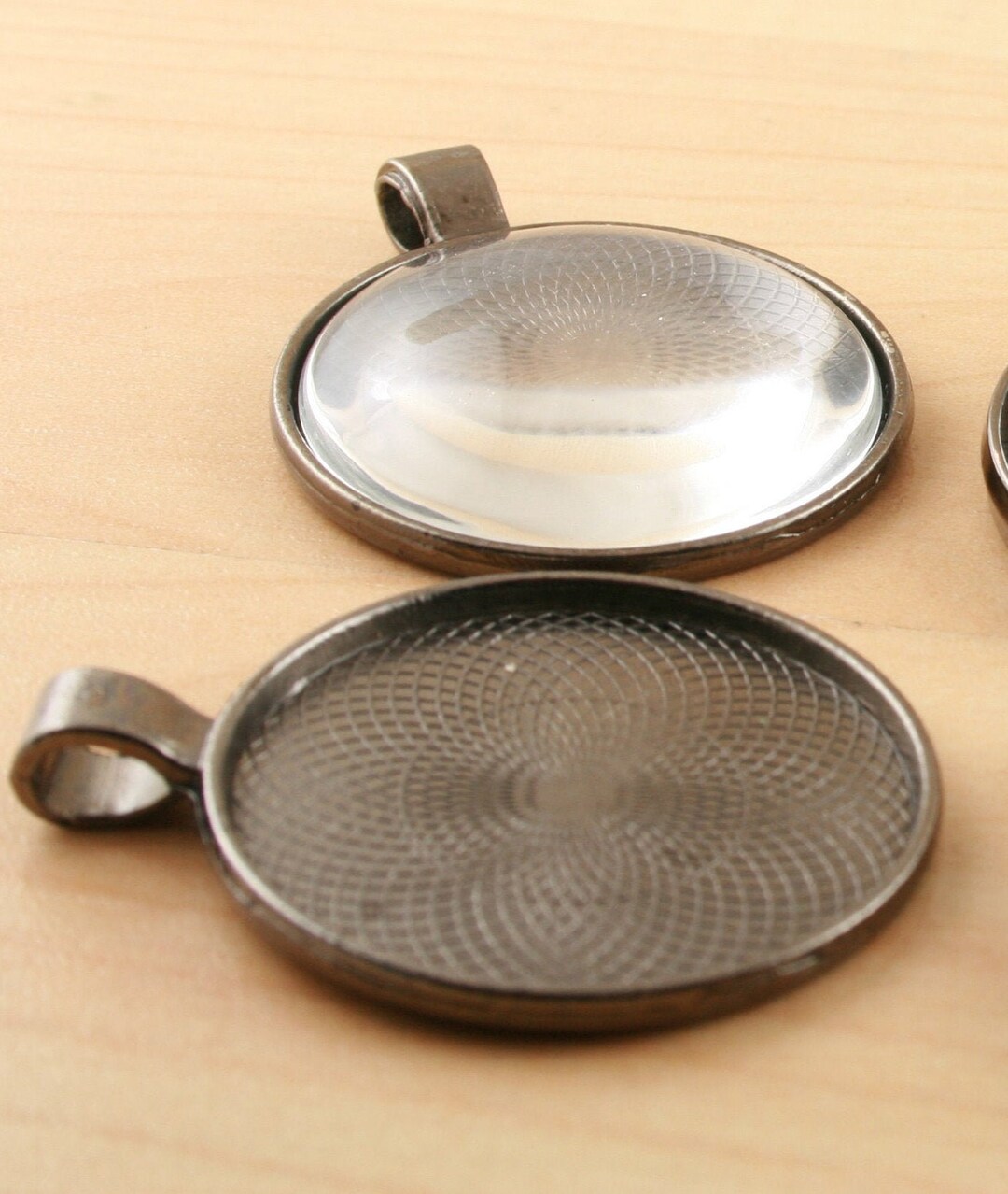 10 Large Gun Metal Dog Tag Trays 30mm - Gun Metal, Silver, Antique ...