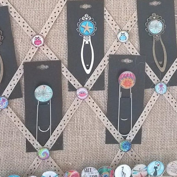 Magnetic Bookmark Display Card - Etsy