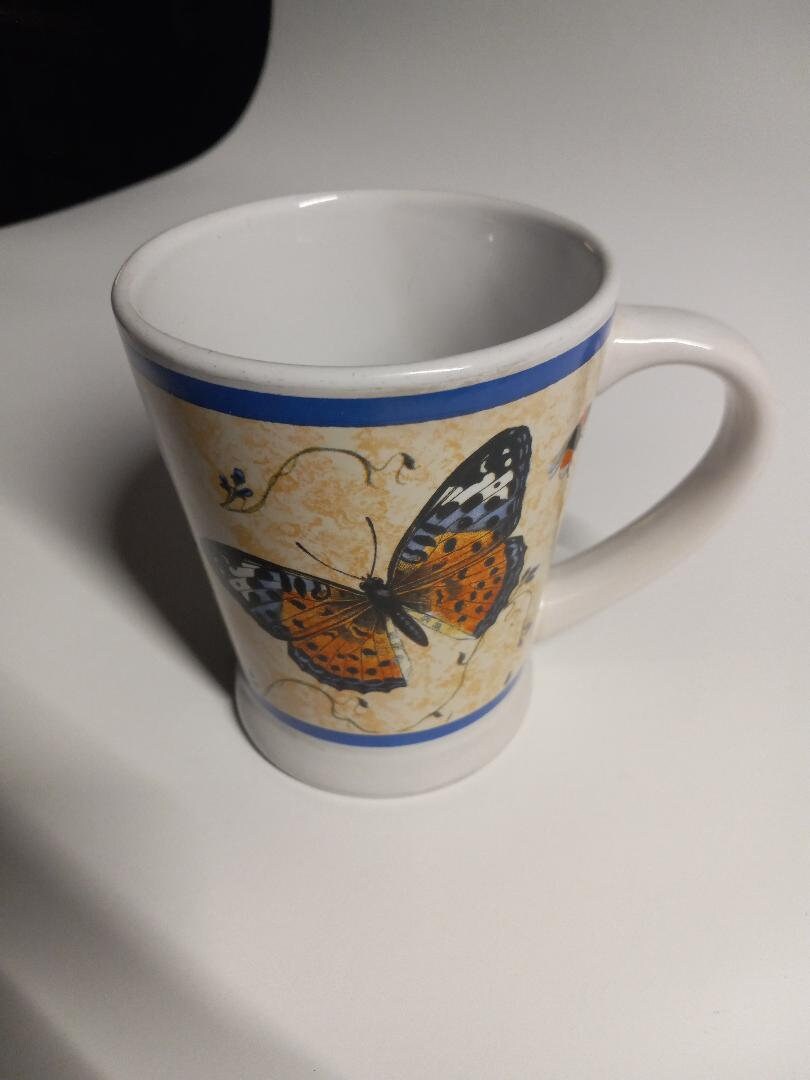 Set of 2 Vintage Butterflies and Bee's Coffee Mugs - Etsy