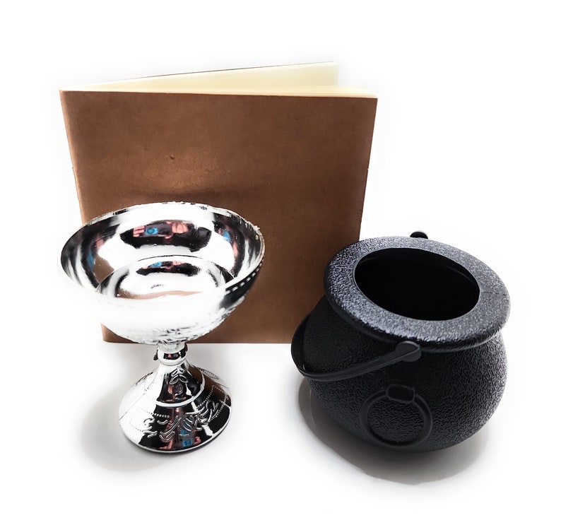 Child's Wiccan Altar Kit: Pretend Play Magick Set - Etsy