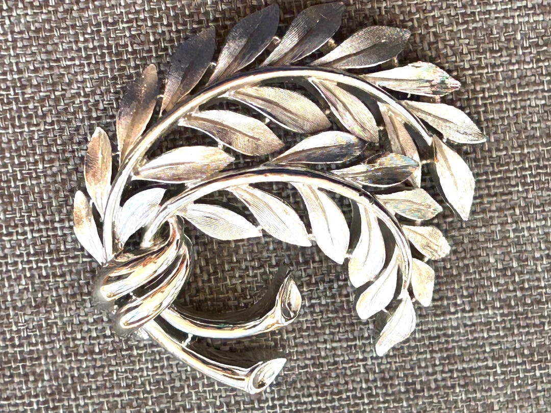 Crown Trifari Brooch Fern Swirl Silver Plated Non Magnetic Designer Mid ...