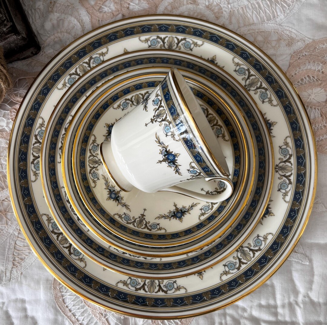 Minton Dinnerware Set, Vintage Grasmere Blue Minton China 5 Piece Place ...