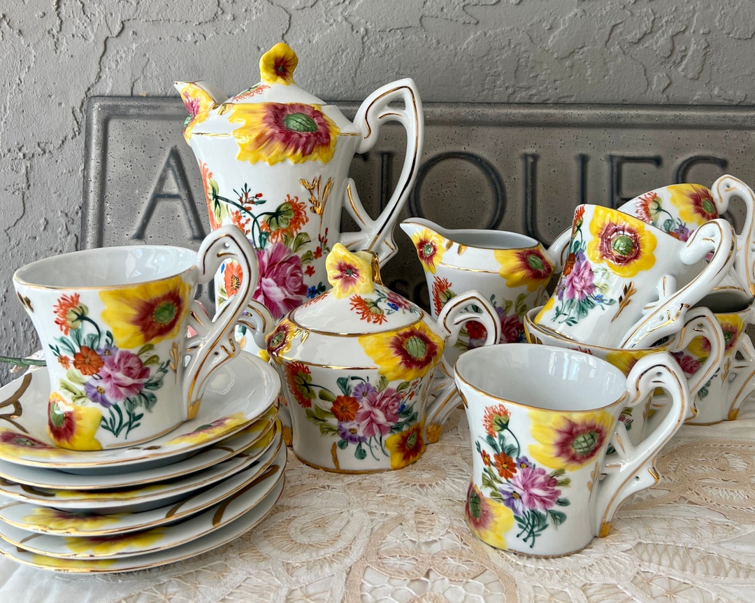 Vintage Coffee/tea Set, Bright Floral Cups and Saucers, Dessert Plate ...